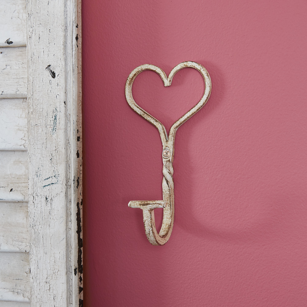 Aged Cast Iron Heart Hook | CTW Home Collection