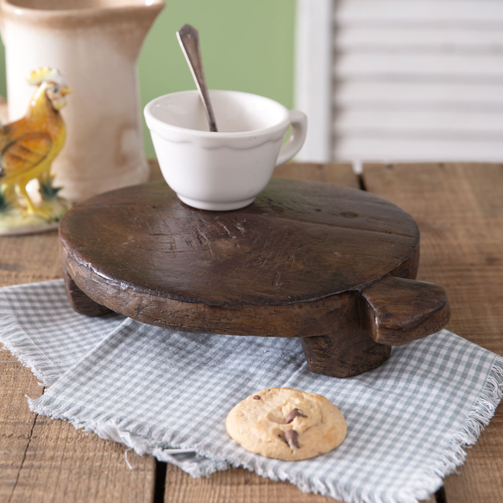 Primitive Round Breadboard | CTW Home Collection