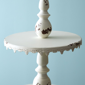 Three-Tier Feminine Farmhouse Display Stand | CTW Home Collection